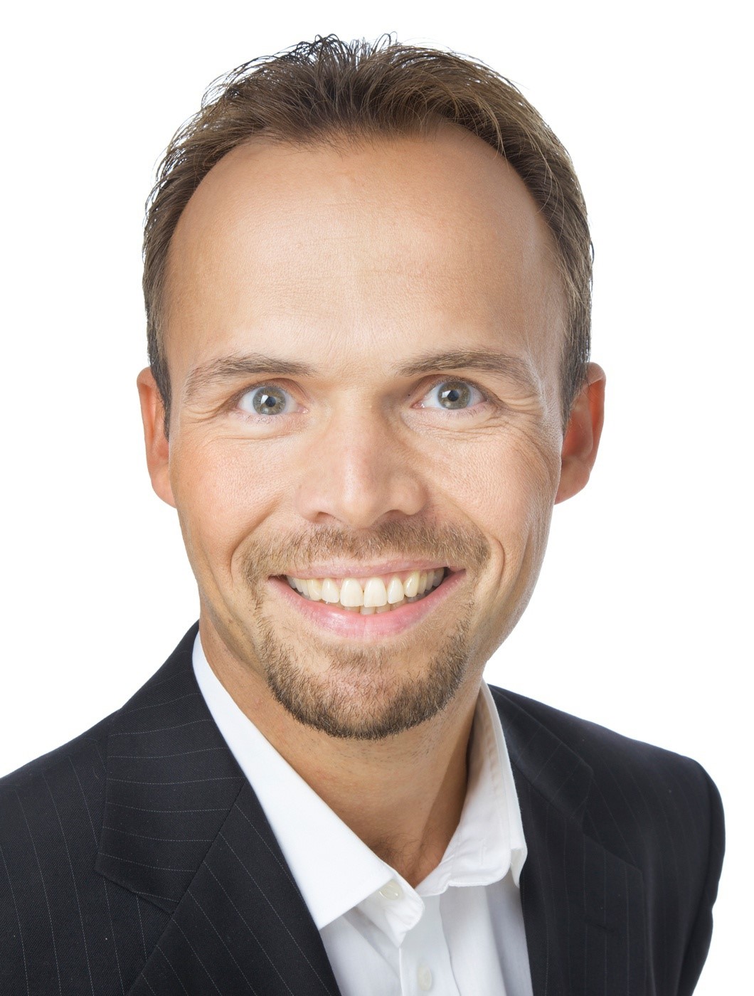 Håkon passbilde 2 - NEF.no